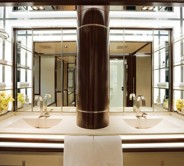 BAYESIAN Yacht Charter Details, Perini Navi | CHARTERWORLD Luxury ...